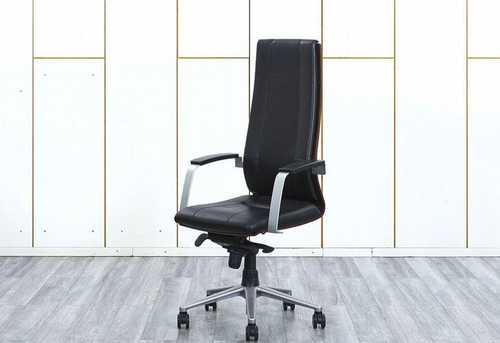 Офисное кресло в кабинет руководителя Sitland Made