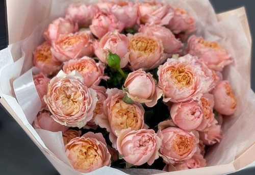 Пионовидные розы, букет роз, кустовые розы