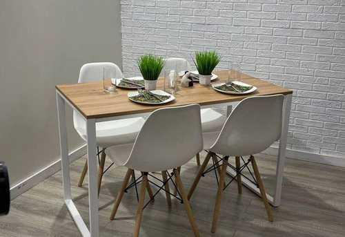 Кухонный стол с белыми опорами