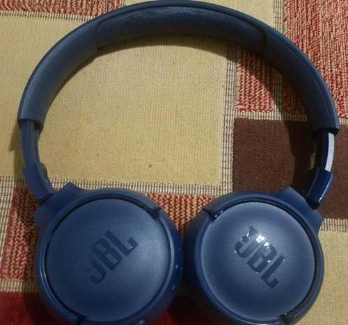 Беспроводные наушники jbl tune 520bt