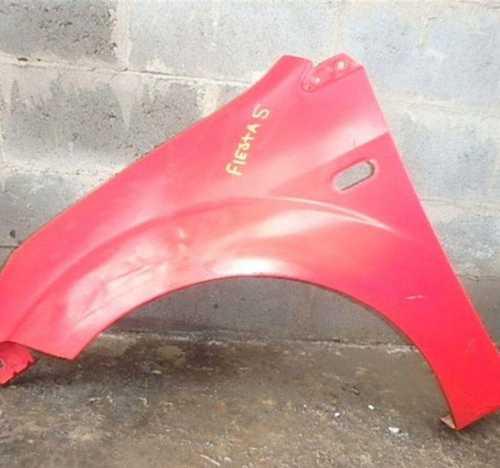 Крыло переднее левое Ford Fiesta 5 2001-2008