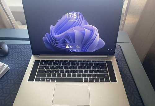 16.1" HONOR MagicBook 16 HYM-W56, 512 ГБ, Ryzen 5 5600H, RAM 16 ГБ, Radeon Graphics