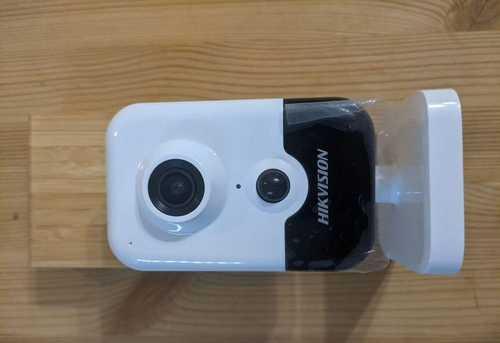 IP камера Hikvision DS-2CD2463G0-IW 2.8mm Wi-Fi