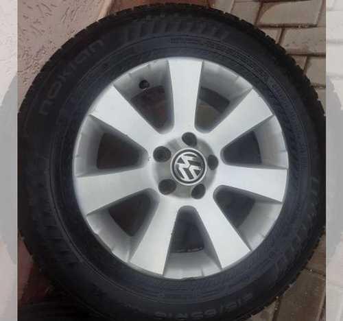 Nokian Tyres Hakka Blue 2 SUV 215/65 R16