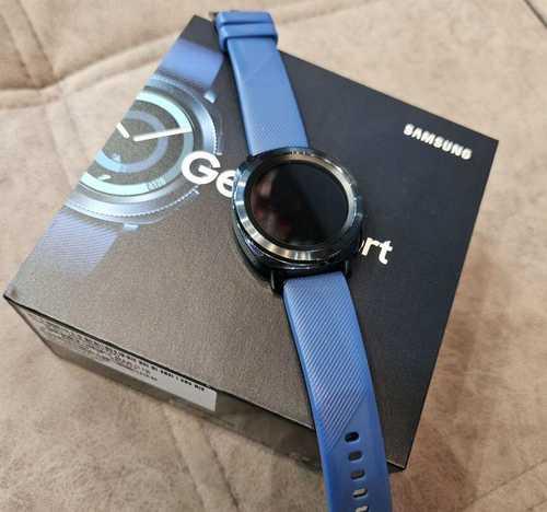 Часы samsung gear sport