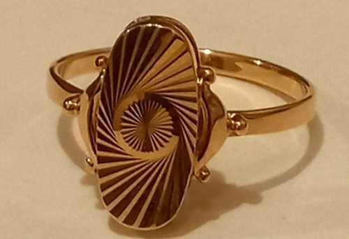 Золотое редкое кольцо СССР с алмазной гранью
