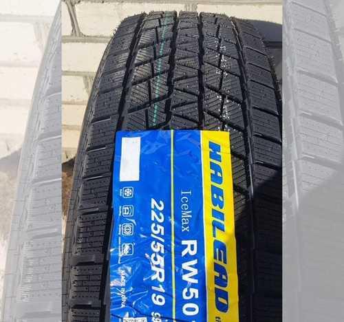 Habilead IceMax RW501 225/55 R19 99H