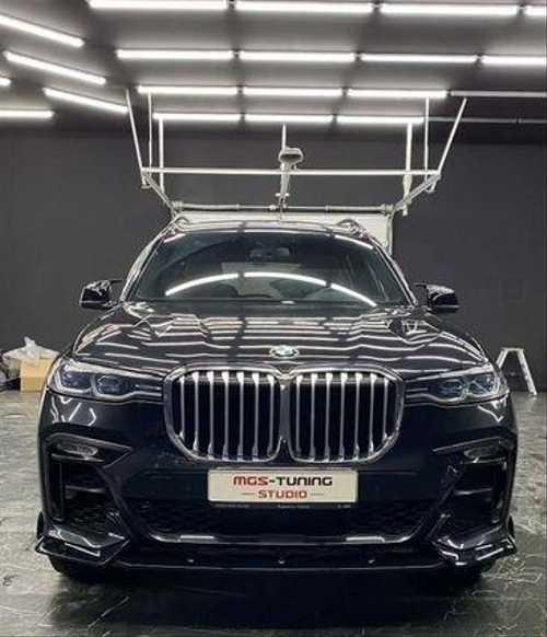 Губа переднего бампера BMW X7 G07 (чёрный глянец)