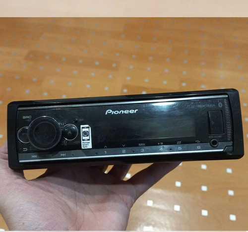 Магнитола Pioneer MVH 520 BT