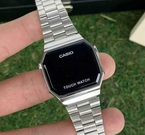 Часы Casio сенсорные