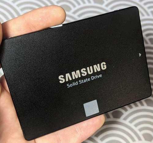 SSD Samsung 250 Gb 40шт