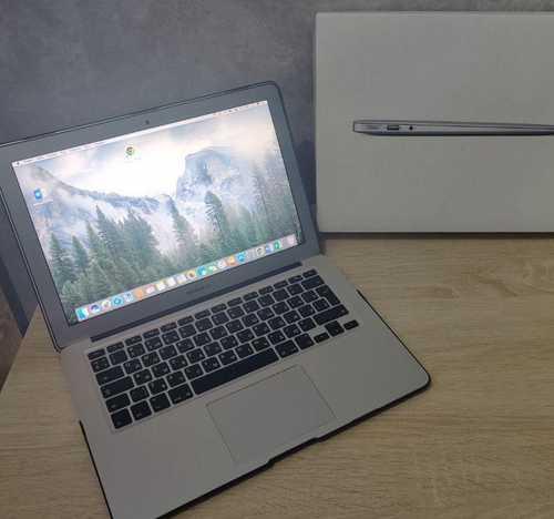 Apple macbook air 13 2015 (2020)