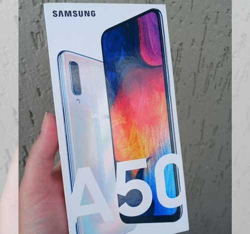 Samsung Galaxy A50, 4/64 ГБ