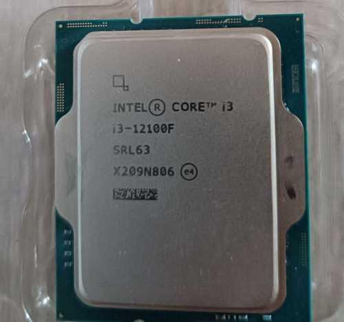 Процессор Intel Core i3-12100F