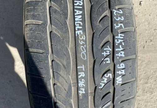 Triangle TR967 235/45 R17 97W