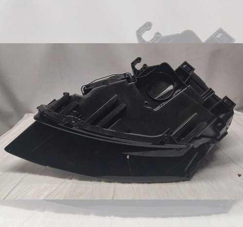 Фара ADL00481340R правая Audi Q5