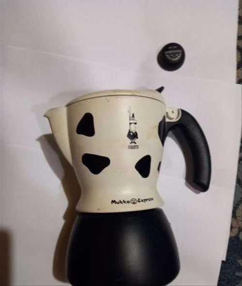 Гейзерная кофеварка bialetti