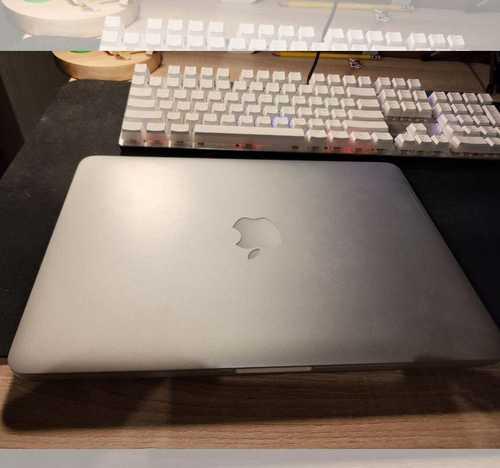 MacBook Pro 13 (Early 2015)