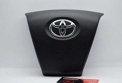 Рулевая накладка Toyota Camry V50