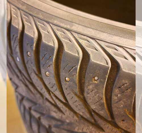 Yokohama W.Drive V902 235/45 R17
