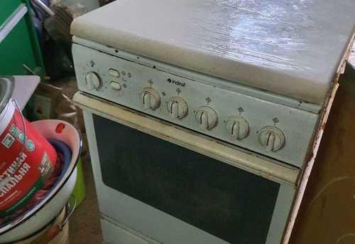 Кухонный гарнитур и газовая плита б/у