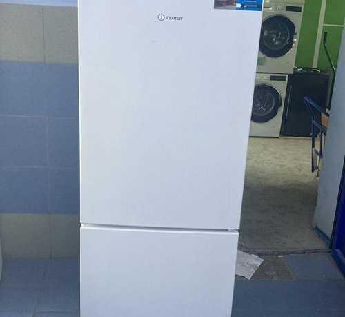 Холодильник Indesit ITD 4160 W