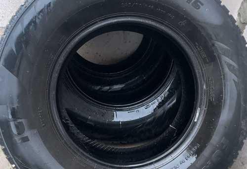 Pirelli Formula Ice 245/70 R16 107T