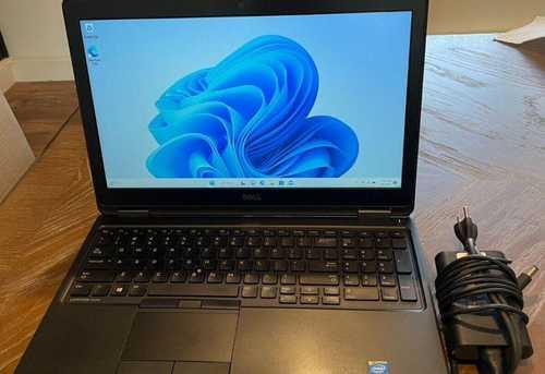 Ноутбук Dell Latitude E5550 15,6 дюйма i5 5 2,3 гг