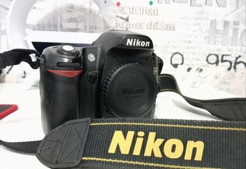 Зеркальный фотоаппарат (тушка) Nikon d80