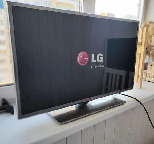 Телевизор LG SMART tv 32 дюйма, full HD