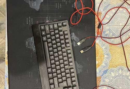 Игровая клавиатура и мышь с ковром
