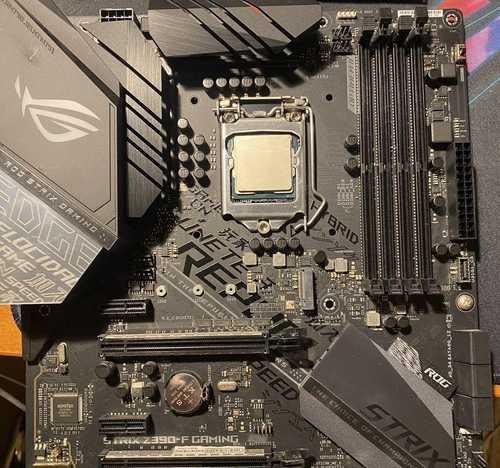 Asus ROG strix z390-F gaming