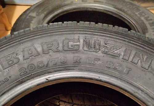 Nankang SN-1 205/70 R15 95E
