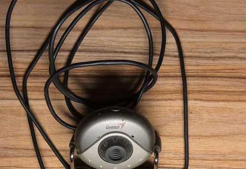 Вебкамера Genius eMessenger 112 и микрофон