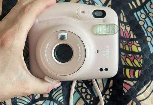 Плёночный фотоаппарат instax mini 11