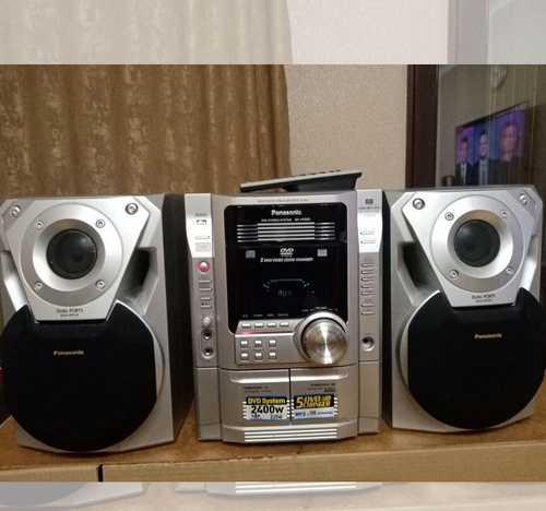 Музыкальный центр panasonic SA-VK62D с колонками