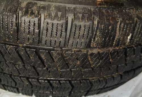 Bridgestone Blizzak VRX2 205/60 R16 96T