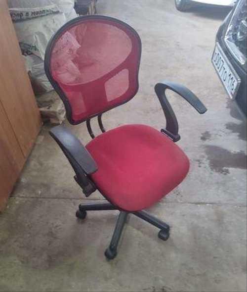 Компьютерное кресло б.у