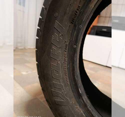 Viatti Strada Asimmetrico 195/55 R15 85V