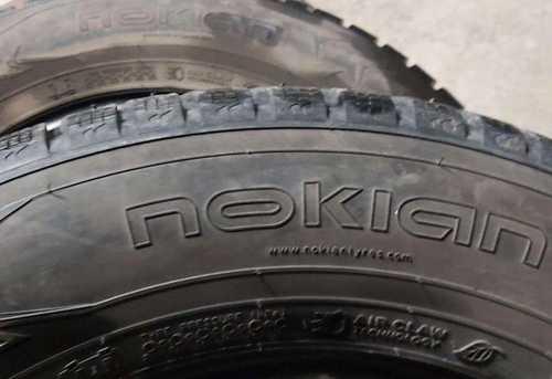Nokian Tyres Hakkapeliitta 7 215/65 R16