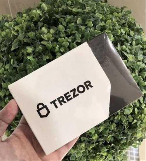 Trezor Model T (Новый) Аппаратный криптокошелек