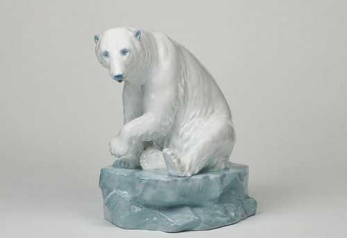 Статуэтка "Полярный медведь" B.Bloch/Eichwald