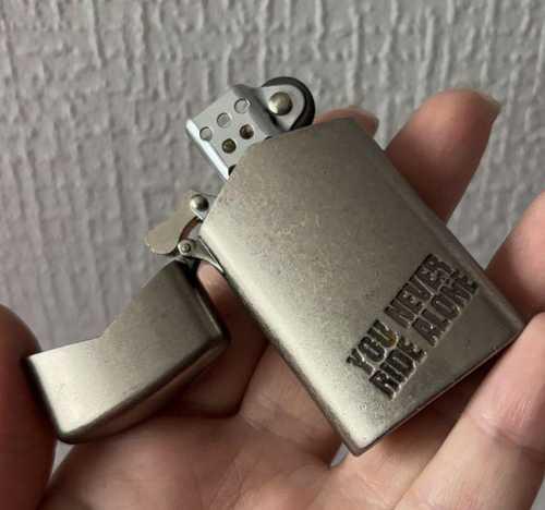 Зажигалка zippo