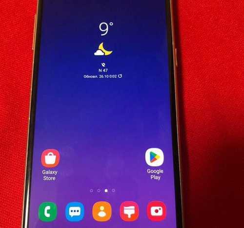 Samsung Galaxy A8 (2018), 4/64 ГБ