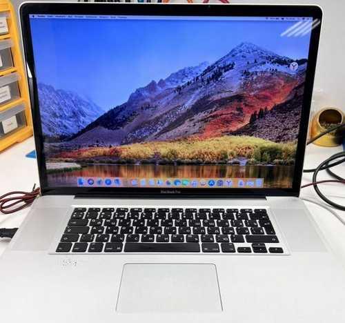 Apple MacBook Pro 17 A1297