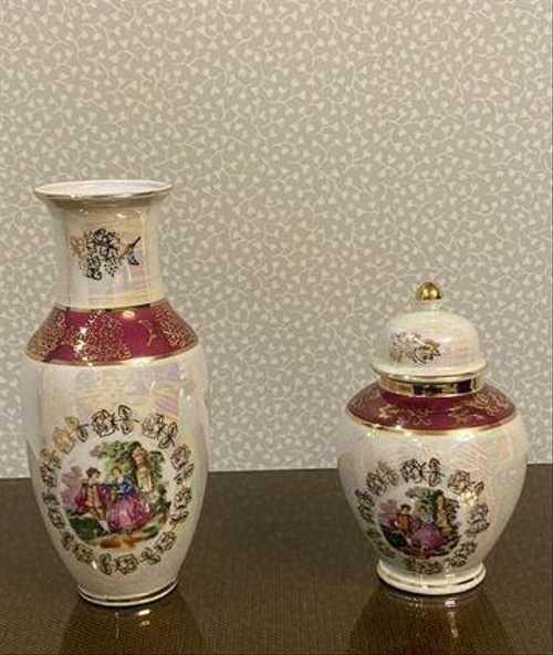 Фарфоровые вазы. Япония