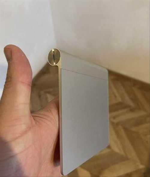 Apple Magic Trackpad 1