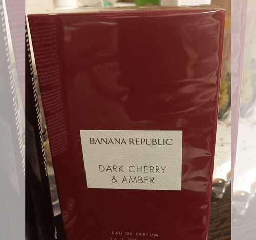 Парфюм. Вода banana republic dark cherry amber