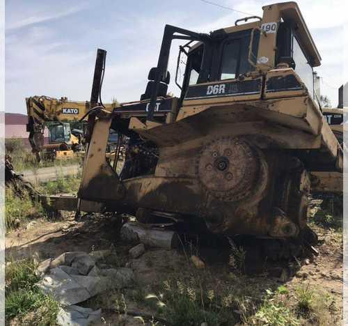 Разбор бульдозера cat D6r