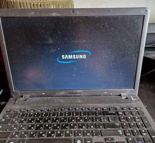 Ноутбук Samsung NP350V5C-S0URU